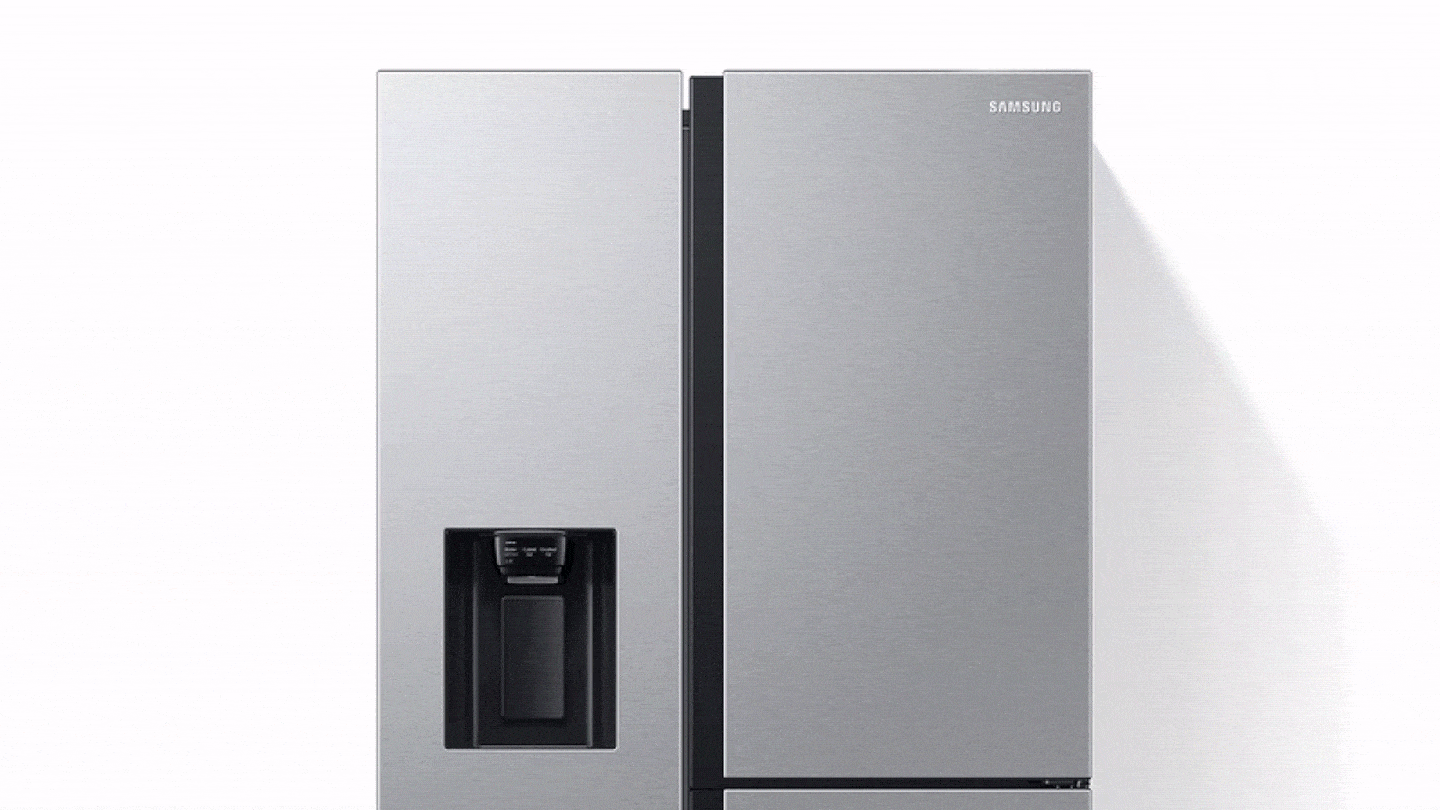 Silver RS8000 8 Series American Fridge Freezer 627L | Samsung Business UK