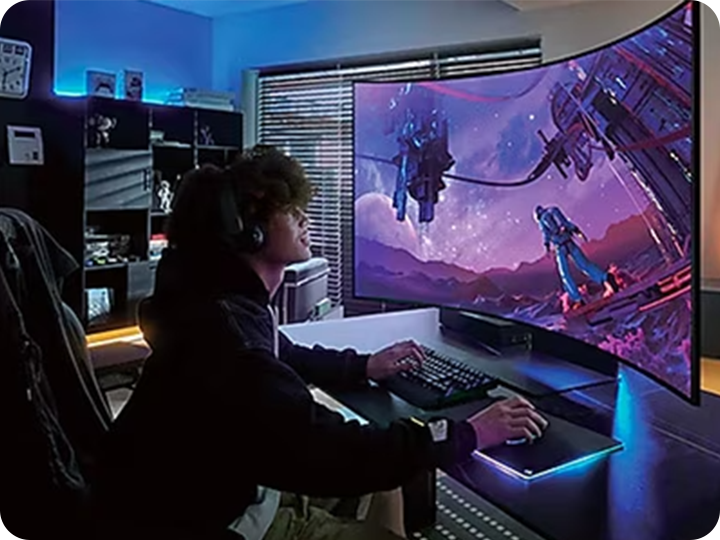 Best Curved Monitor for Gaming & Working | Samsung UK