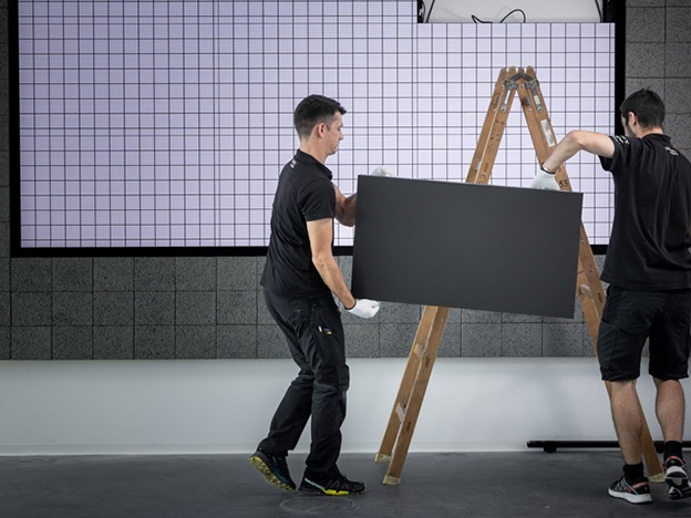 Samsung x Conex Media - The Wall | Samsung Business Österreich