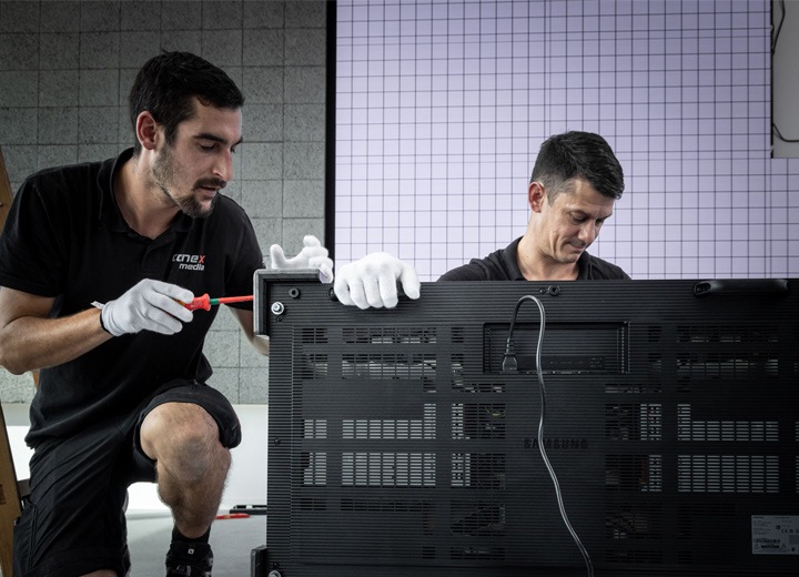 Samsung x Conex Media - The Wall | Samsung Business Österreich