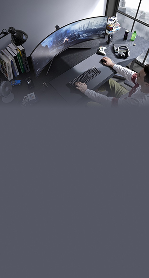 Curved vs Flat Monitors: Which is Better? | Samsung Australia