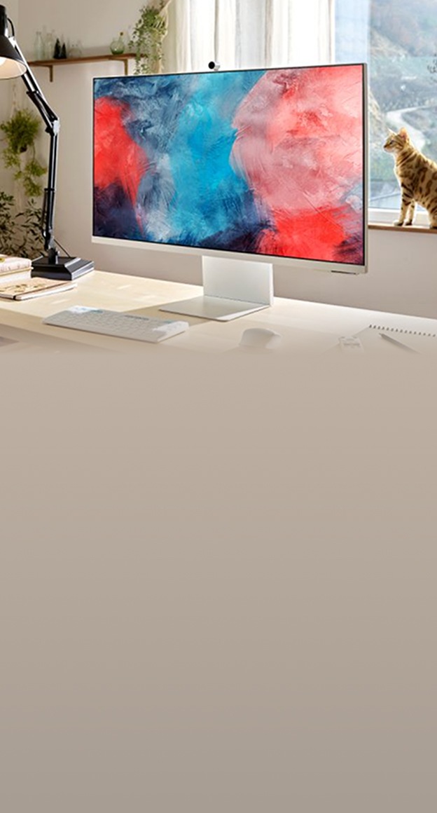 Curved vs Flat Monitors: Which is Better? | Samsung Australia
