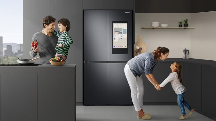 Family Hub Smart Fridges | Samsung Canada