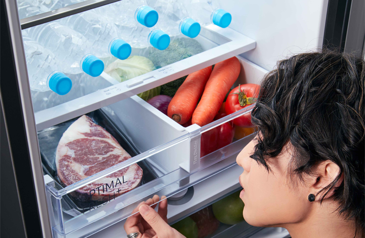 Samsung unveils new metallic black 2-door refrigerator with Mirror ...