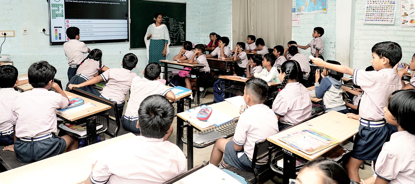 Samsung Displays Power Hiriyur School | Samsung Business India