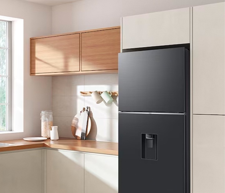 Smart features of double-door fridge make life easier | Samsung India