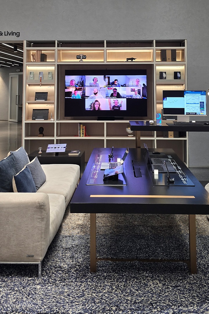 Experience Office Setup at Samsung BKC Store | Samsung India
