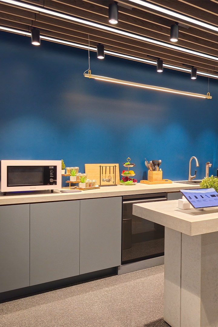 Connected and Customized Kitchen - Samsung BKC Store, Mumbai | Samsung ...
