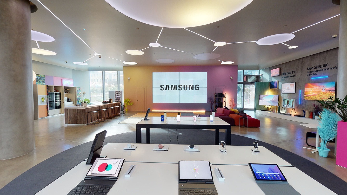 Samsung LIVE Demo | Samsung Italia