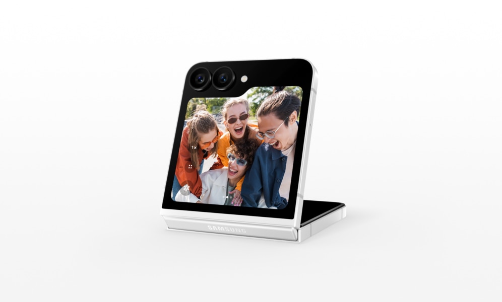 Samsung Galaxy Z Flip7 FE | Pocketable phone for Everyone | Samsung LEVANT