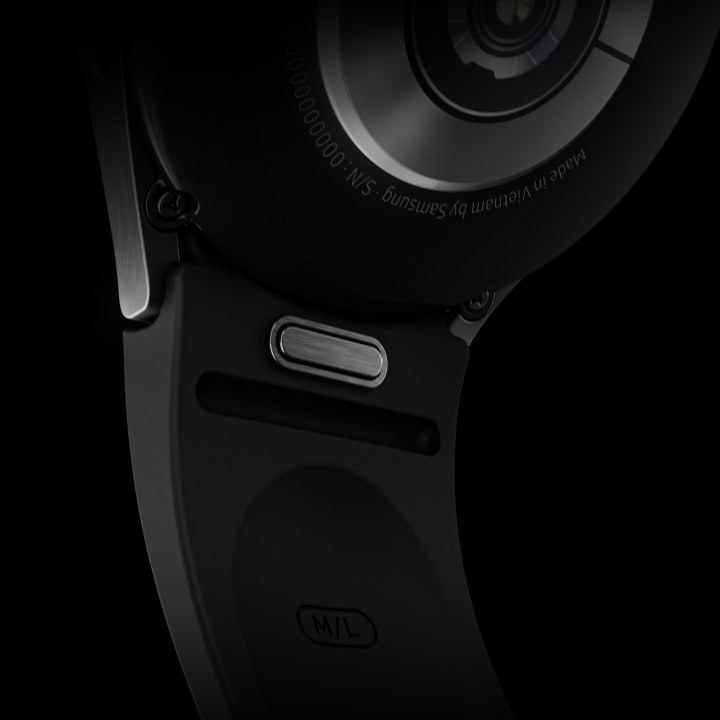 Samsung Galaxy Watch6 Classic LTE (43mm) Silver | Samsung New Zealand