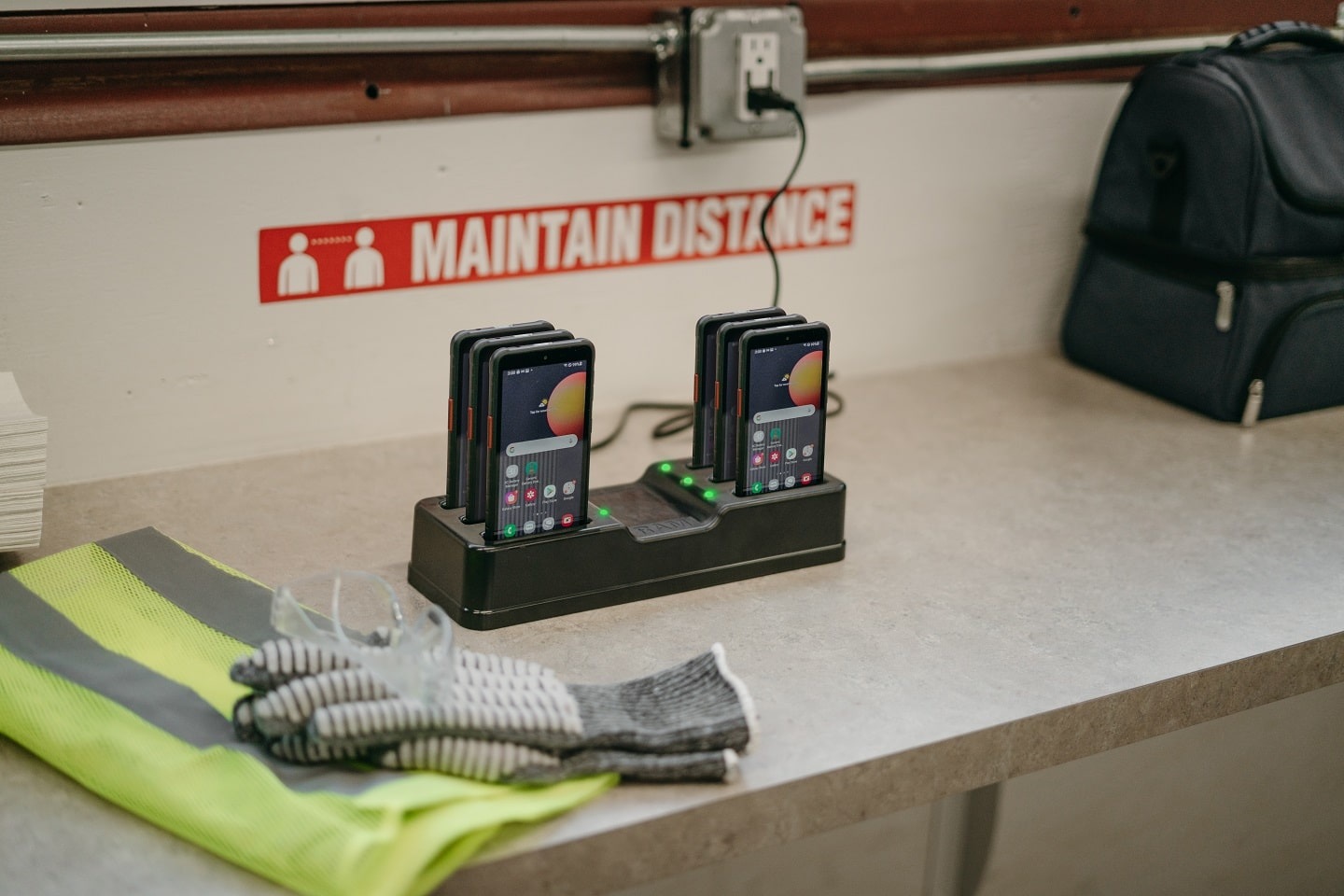 Choosing the Best Rugged Phone: 6 Essential Questions to Ask | Samsung ...