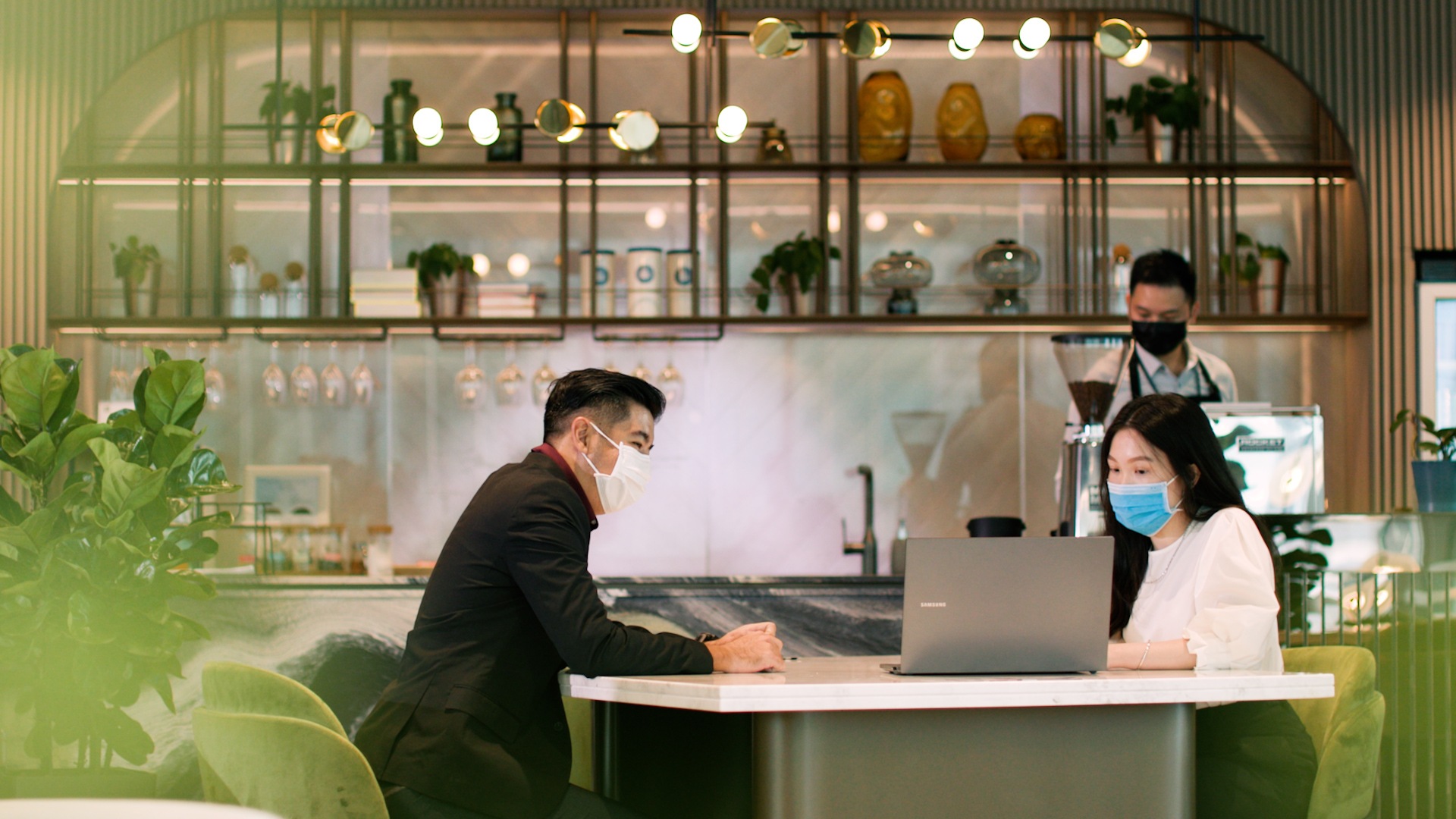 Transforming Hybrid Workplace Collaboration with the Samsung Flip ...