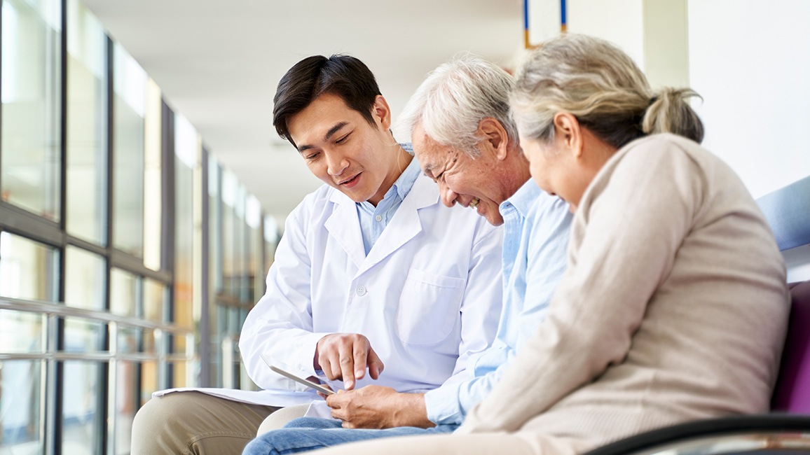 Rugged Mobile Devices for Healthcare Workers | Samsung Business SG