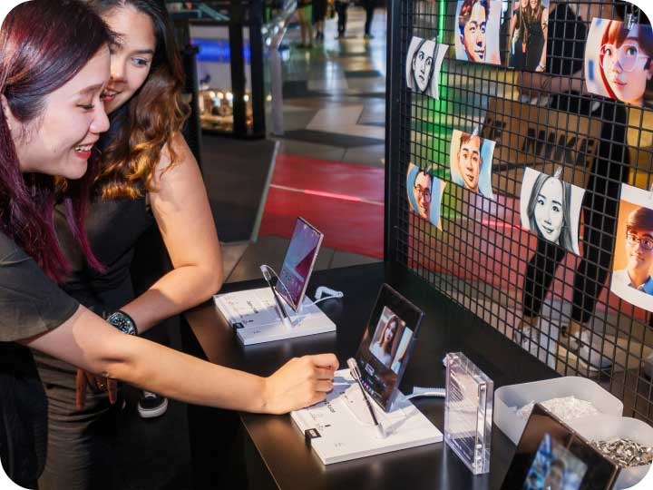 Visit Galaxy Studio @ Funan (11 Jul – 4 Aug | 11AM – 9PM) and Galaxy AI ...