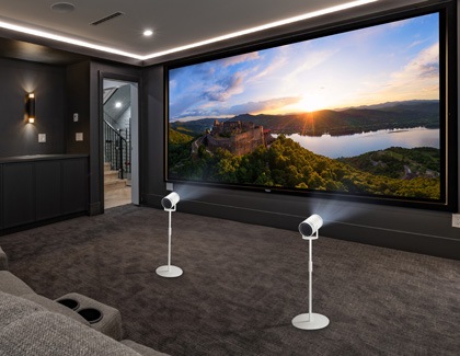 Merge 2 Freestyle Projectors with Smart Edge for a larger screen ...