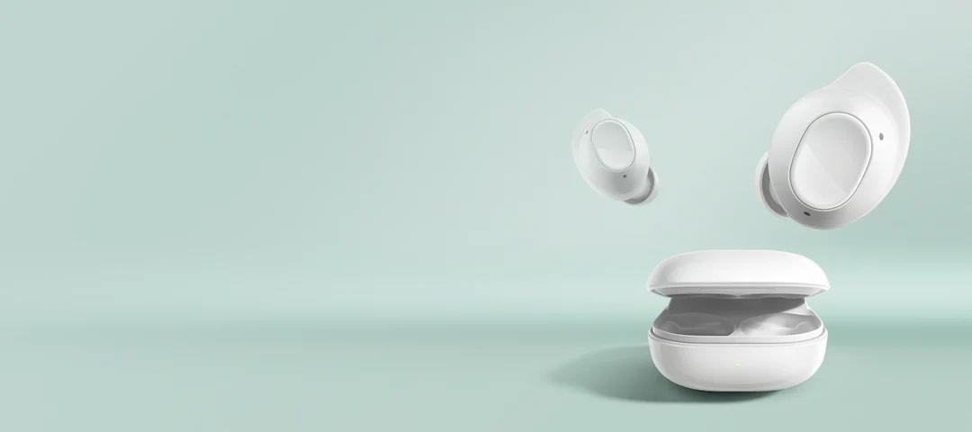 Audio Devices | Galaxy Earbuds | Samsung UK