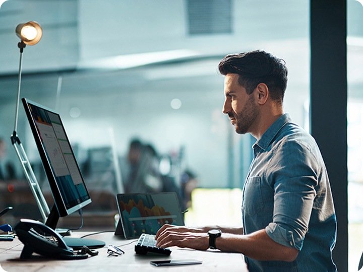 Business Laptops | Galaxy Book Range | Samsung Business UK