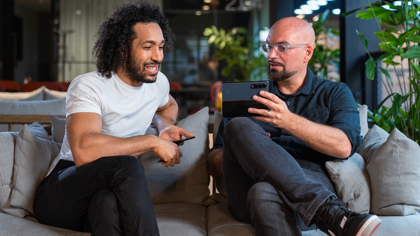 How To Build A Business Community | David Brear | Samsung Business UK