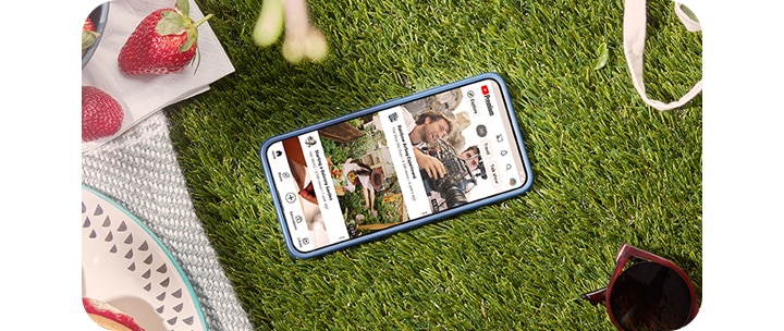 What Phone Has The Best Display? | Samsung UK