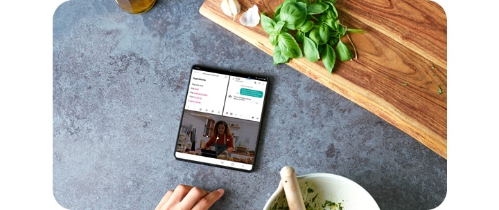 What Screen Size Do I Need? | Phone Size Comparison | Samsung UK