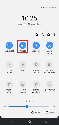 How do I set my Samsung Galaxy device to vibrate? | Samsung UK