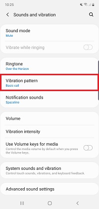 How do I set my Samsung Galaxy device to vibrate? | Samsung UK