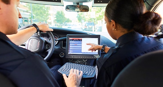 In-Vehicle Computing | In-Car Computer for Police | Samsung Business