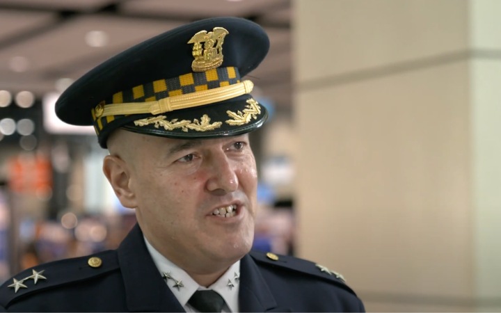 In-Vehicle Computing | In-Car Computer for Police | Samsung Business