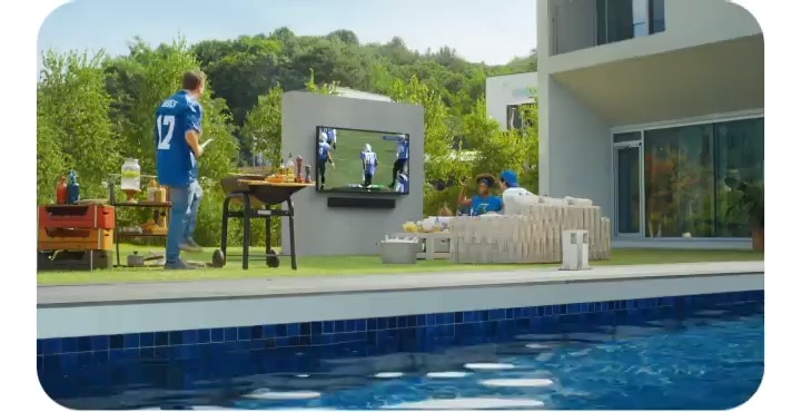 Learn about The Terrace - our QLED 4K Outdoor TV | Samsung US