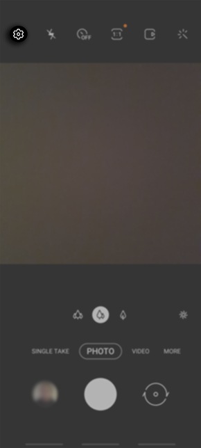 How do I enable the Grid lines setting on my Samsung Phone? | Samsung ...