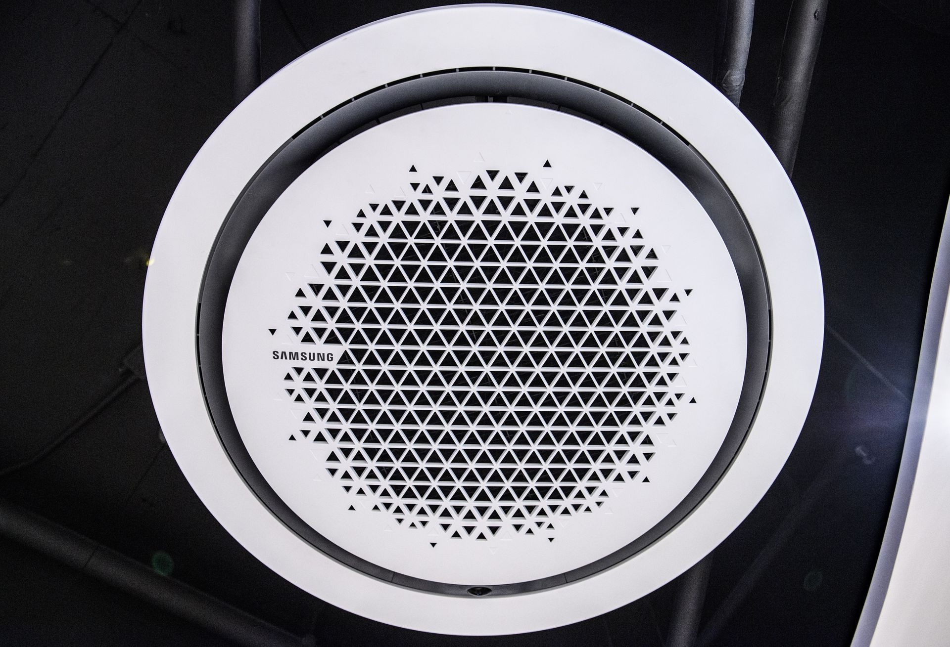 Samsung Executive Briefing Center (EBC) | Samsung Business HK_EN