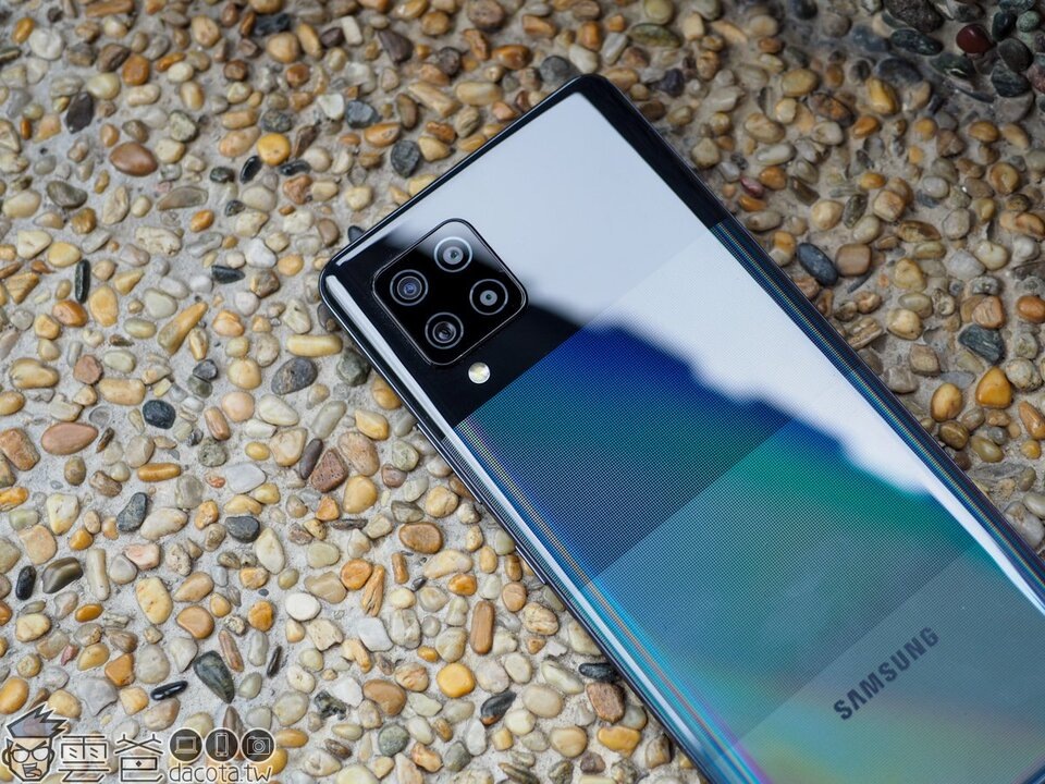 三星最佛5G機 -開箱評測 SAMSUNG Galaxy A42 5G，大電量用兩天也不怕 | 台灣三星電子