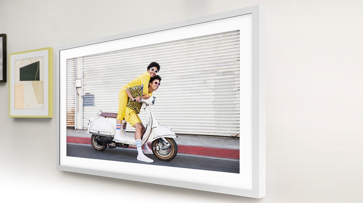 2023 The Frame 80 cm 챔퍼 샌드골드 베젤 | KQ32LSC03-SG | Samsung 대한민국